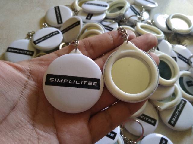 Cetak Ganci Custom Cermin 44 mm Murah | Cetak Pin Ganci Custom Murah ...